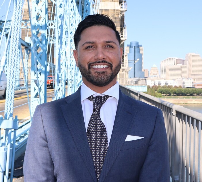 OHLA | Emerging Professionals